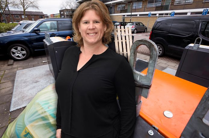 Columniste Daniëlle heeft dé oplossing voor al het afval in ‘Napels aan ...