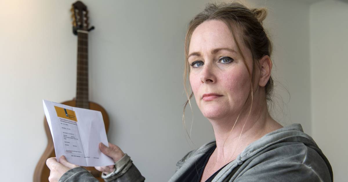 Fout vinkje op vaccinatiekaart bezorgt Hengelose Maroesja een ...