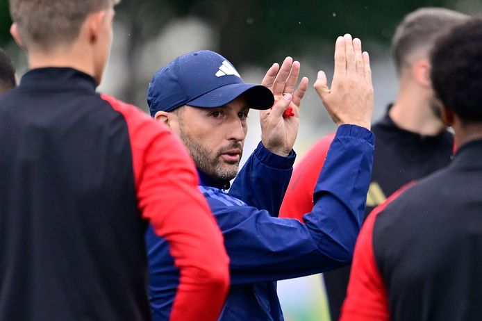 Bondscoach Tedesco slaat nog niet aan het rekenen: “Slovakije heeft ...