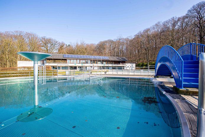 Openluchtzwembad provinciedomein Huizingen sluit: “Verdere uitbating ...