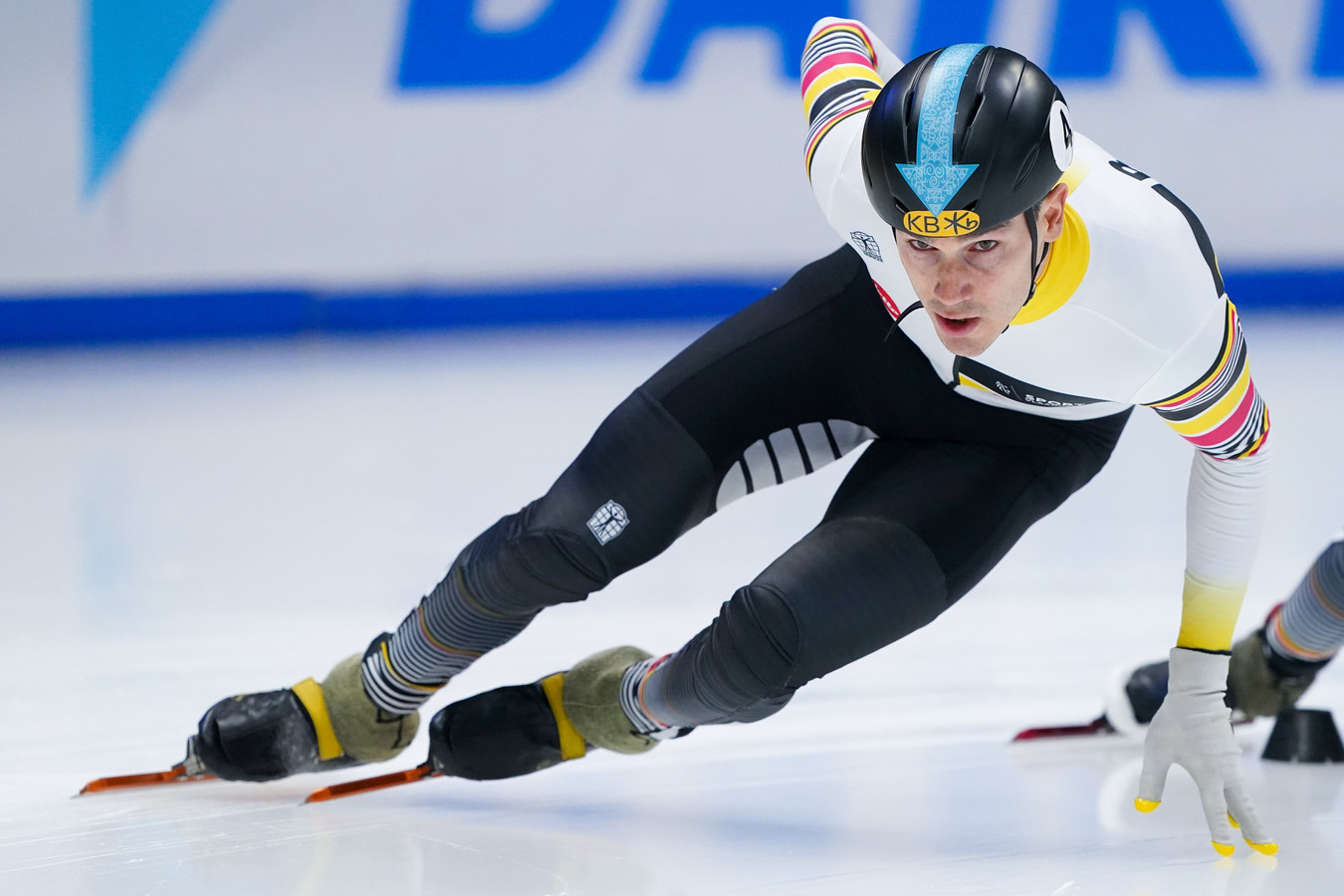 Médaille d’argent pour la Belgique aux Mondiaux de shorttrack: Stijn ...