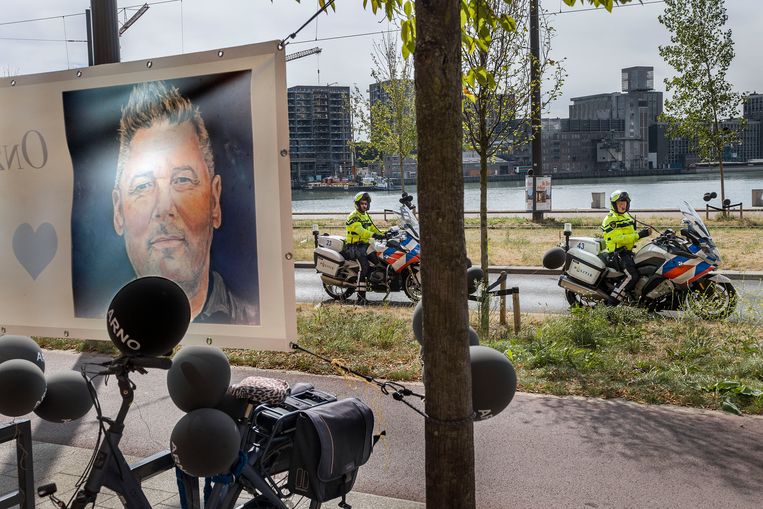 Publieke tribune vol politie bij rechtszaak tegen trucker die ...