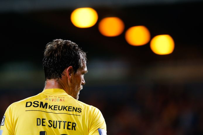 Tom De Sutter bergt voetbalschoenen op: “Laatste transfer van papa is ...