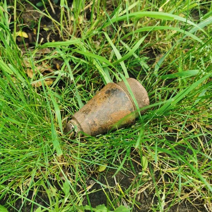 Kinderen vinden explosief uit de Tweede Wereldoorlog tijdens ...