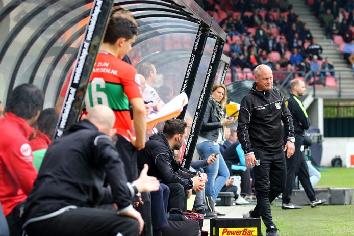 Interim-coach De Groot pept spelers NEC op | Nederlands voetbal | ed.nl