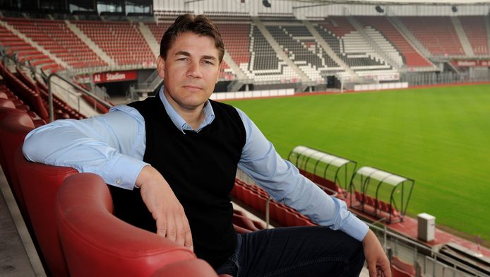 'Max Huiberts in beeld als opvolger Stewart' | Nederlands voetbal | AD.nl