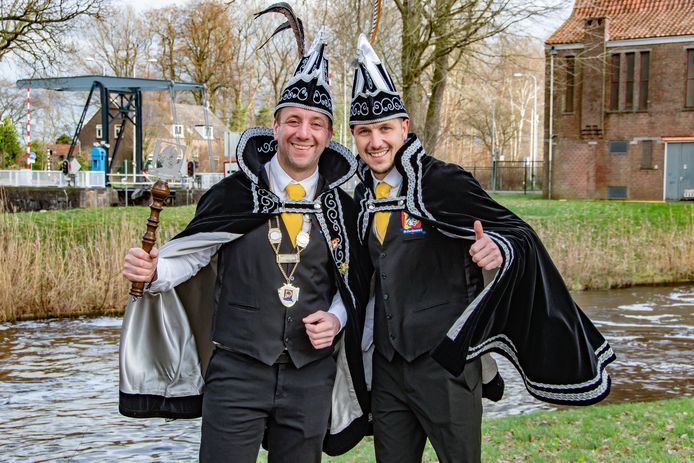 Toon van Dorst nieuwe prins van het Durdauwersgat; broer Christ is de ...