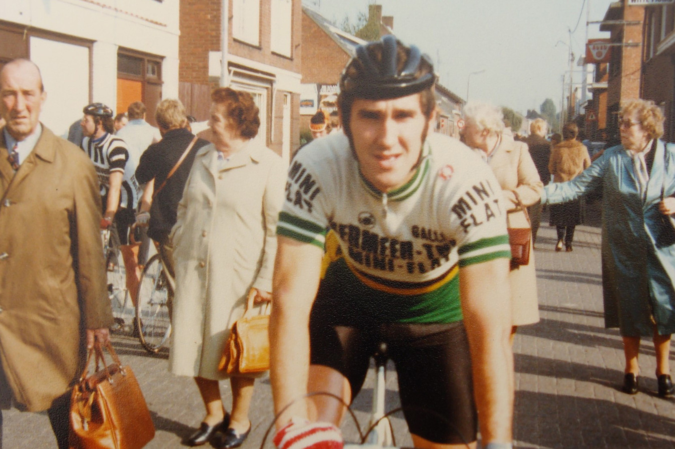 LEVENSVERHAAL. Jan ‘Raket’ Bogaert was 247 keer de snelste van het ...