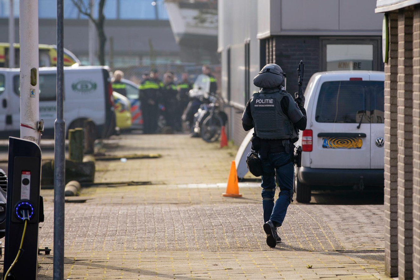 Broer van kroongetuige Mocro-maffia doodgeschoten in Amsterdam | Foto ... Broer van kroongetuige Mocro-maffia doodgeschoten in Amsterdam | Foto ...