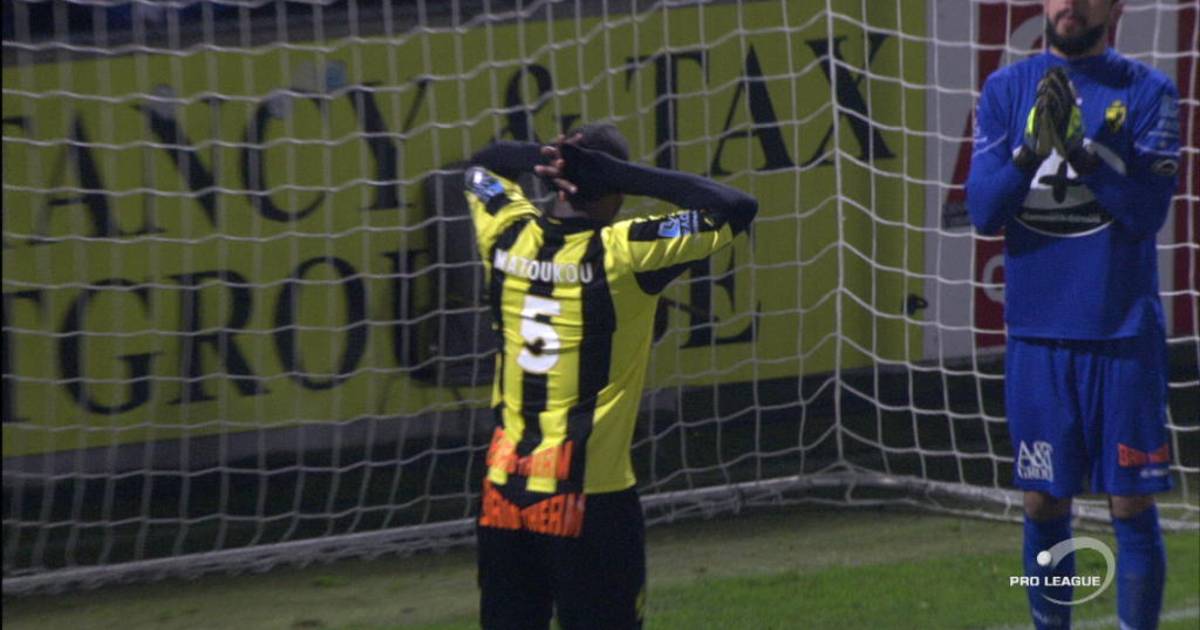 De hattrick aan blunders van Eric Matoukou | Jupiler Pro League | hln.be