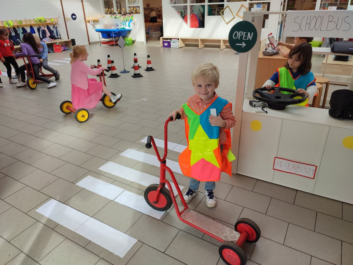 Basisschool zet extra in op veilig en gezond naar school gaan tijdens ...