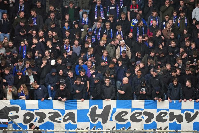 Supporters SC Heerenveen kiezen voor statement tegen raddraaiers in eigen gelederen | Heerenveen ...