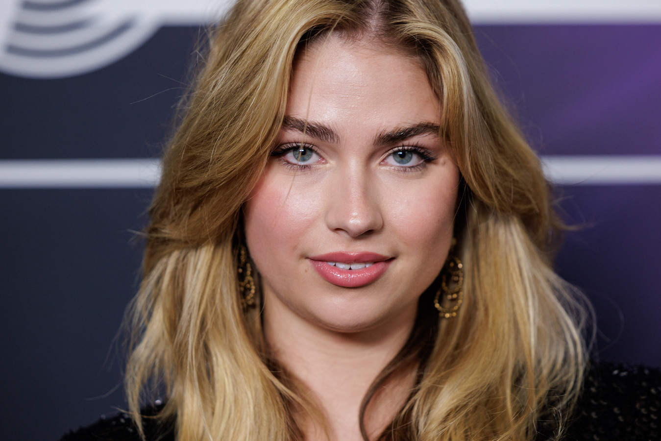 Roxy Dekker moest niets hebben van vragen over relatie, nu zet ze ...