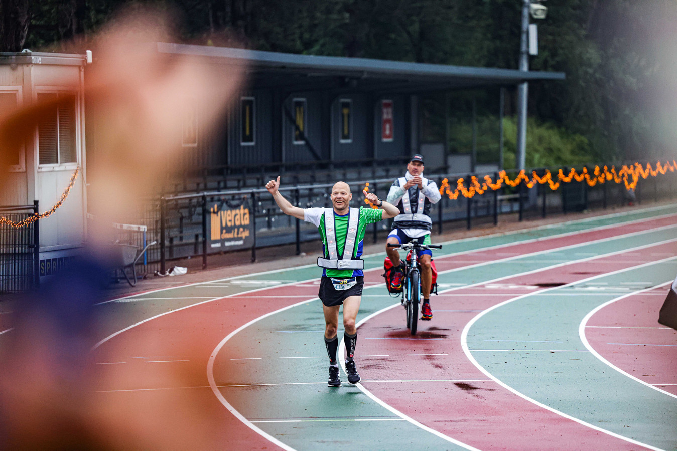 Atletiekclub Sprint geeft sprookjesachtig tintje aan doorkomst Roparun ...