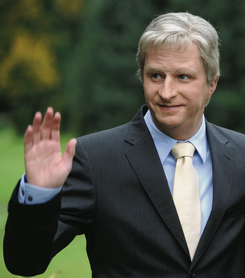 Walter Baele neemt afscheid van de typetjes uit zijn soloshows: “De ...