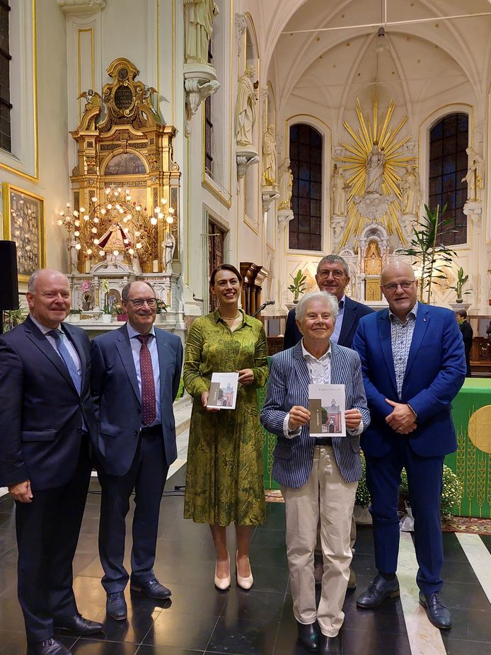 Zes eeuwen geschiedenis: geheimen van beeldje en kapel Onze-Lieve-Vrouw ...