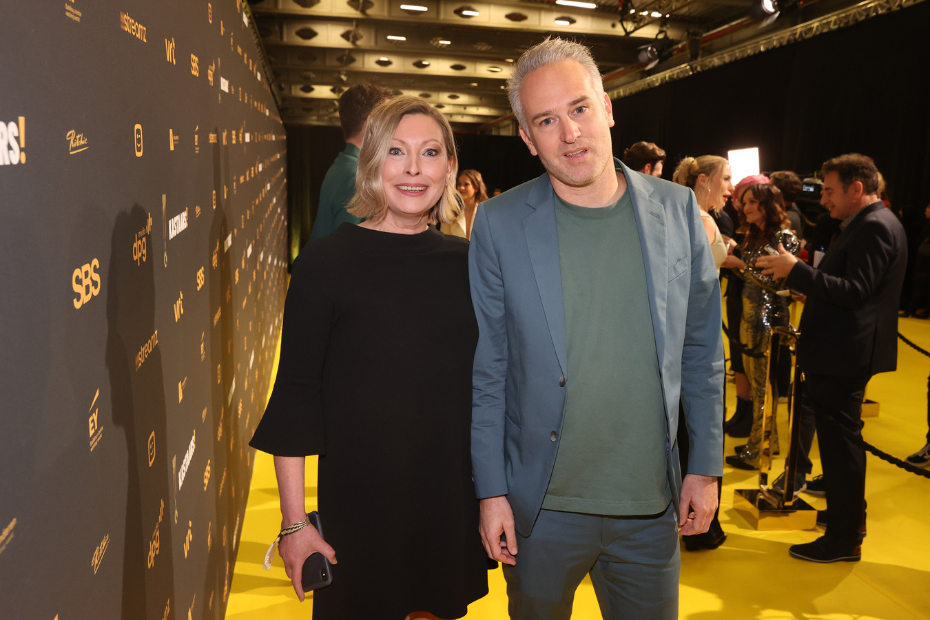 Hoe gaat het nog met Roos Van Acker? “Ik ben niet wanhopig op zoek ...