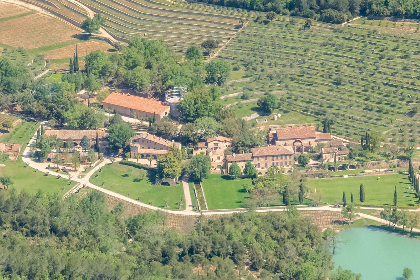 Angelina Jolie et Brad Pitt se disputent toujours le château de Miraval ... Angelina Jolie et Brad Pitt se disputent toujours le château de Miraval ...