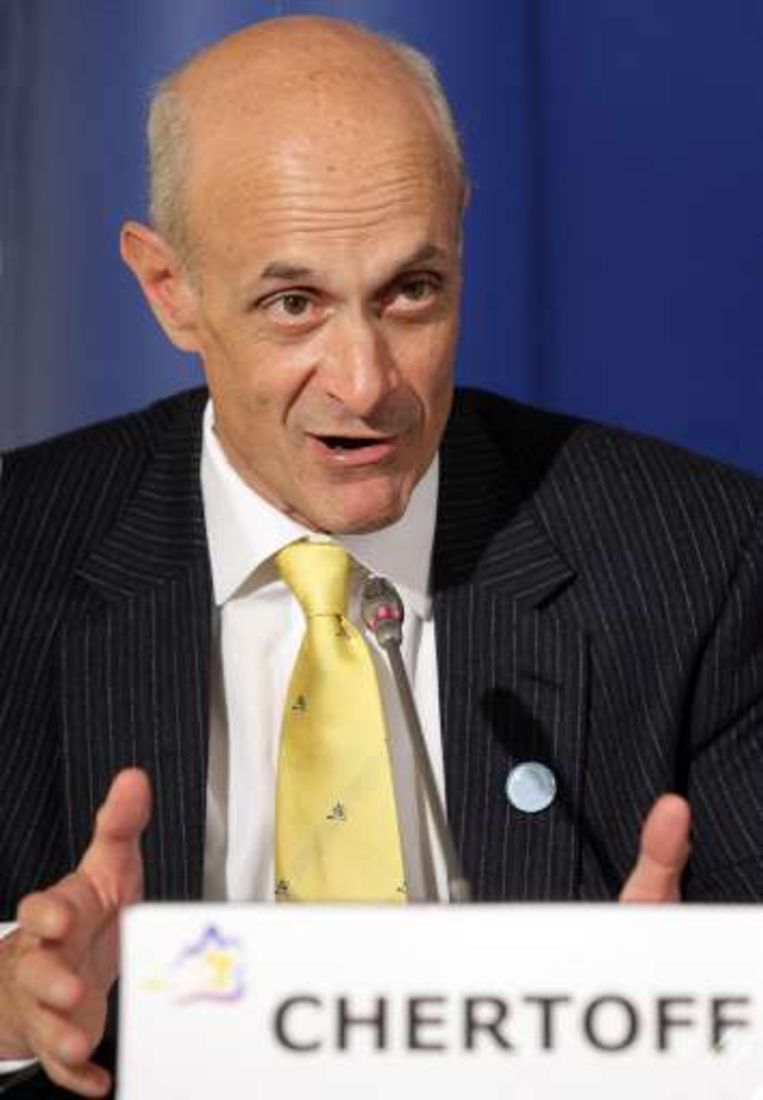 De Gucht strijdt voor bescherming van rechten | De Morgen