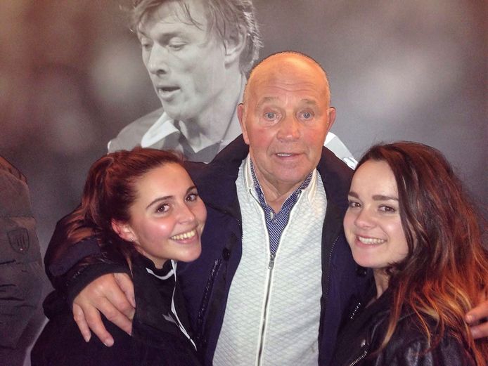 Bokspromotor Aad (83) was man van de wereld, maar voor zijn ...