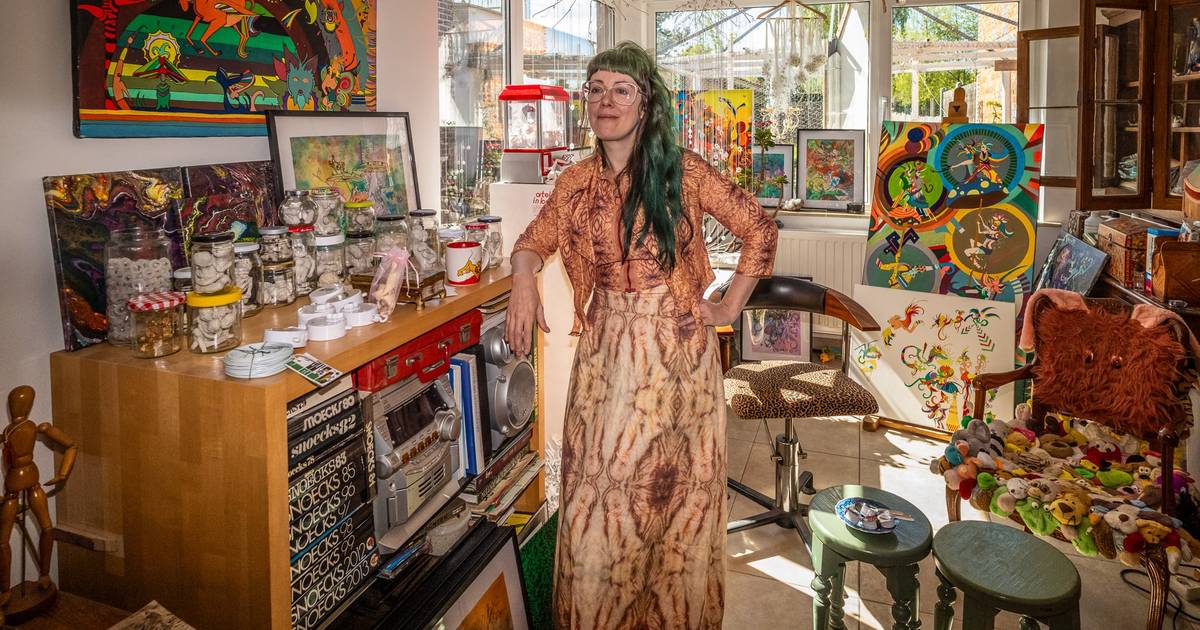 Helena klaagt sociale mistoestanden aan met fabrieksafval, mensenhaar ...