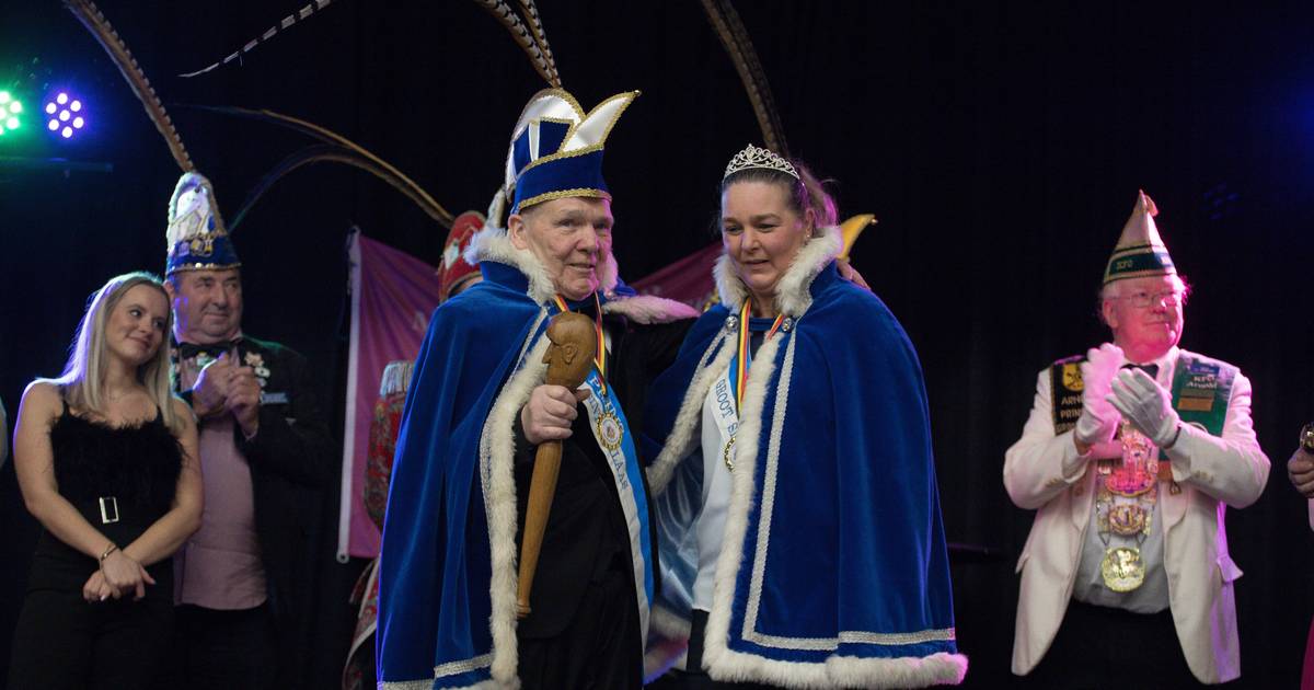 ‘Opa Marc’ gekroond tot Prins Carnaval van Sint-Niklaas: “Met de tranen ...