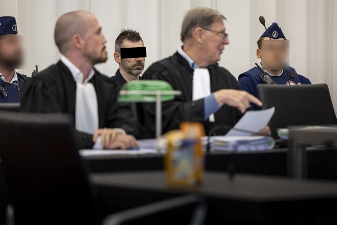 “Ze vrijen nog één keer”: Stijn Marchand (41) verkropt niet dat Dorien ...