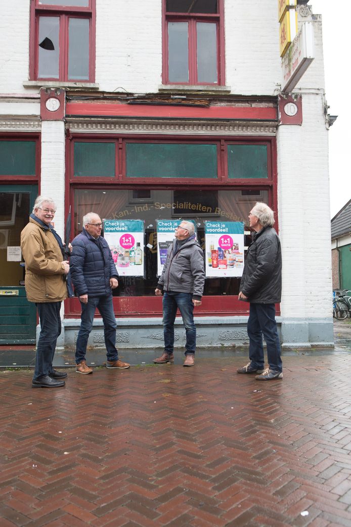 Nieuw pand in Hardenbergse Voorstraat krijgt oude jugendstilornamenten ...