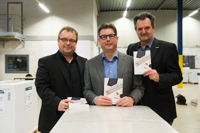 Voormalig journalist debuteert met 'Opgejaagd Nieuws' | Lier | hln.be