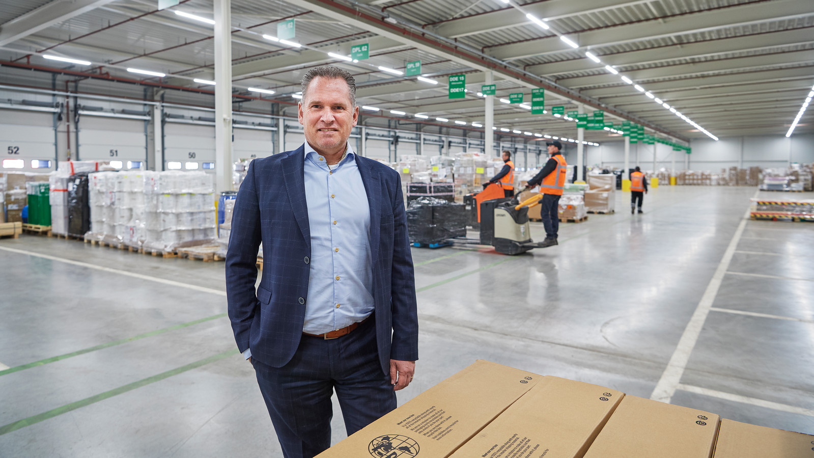 Groeiend Raben vervoert vanuit Oss alles wat op een pallet kan | Foto ...