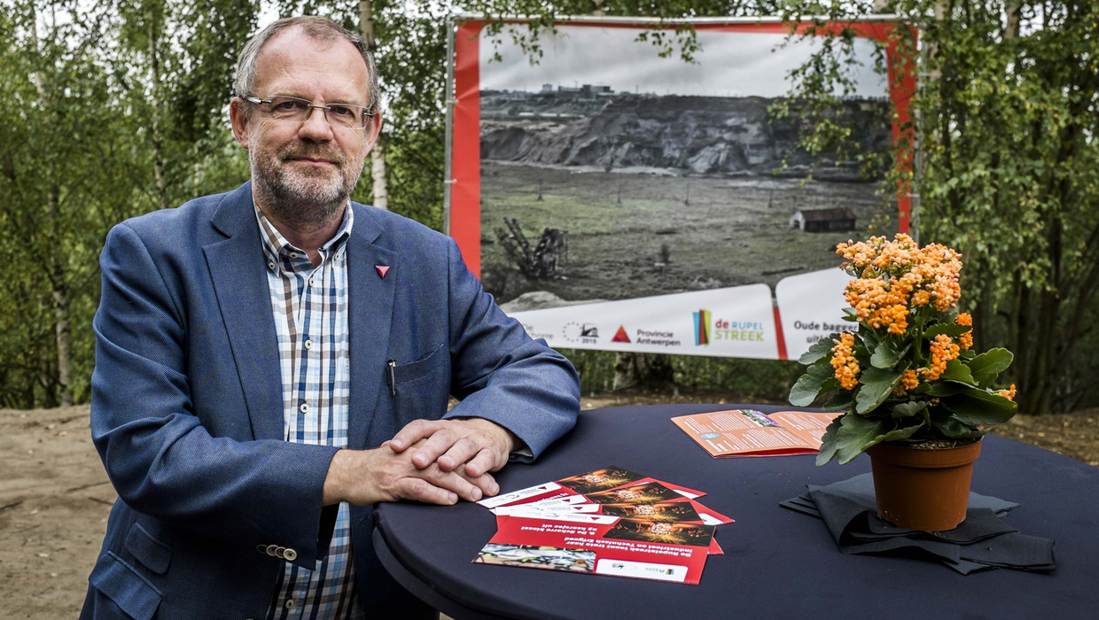 Bruno Peeters (N-VA) stopt als Antwerps gedeputeerde: "Mijn zieke vrouw ...