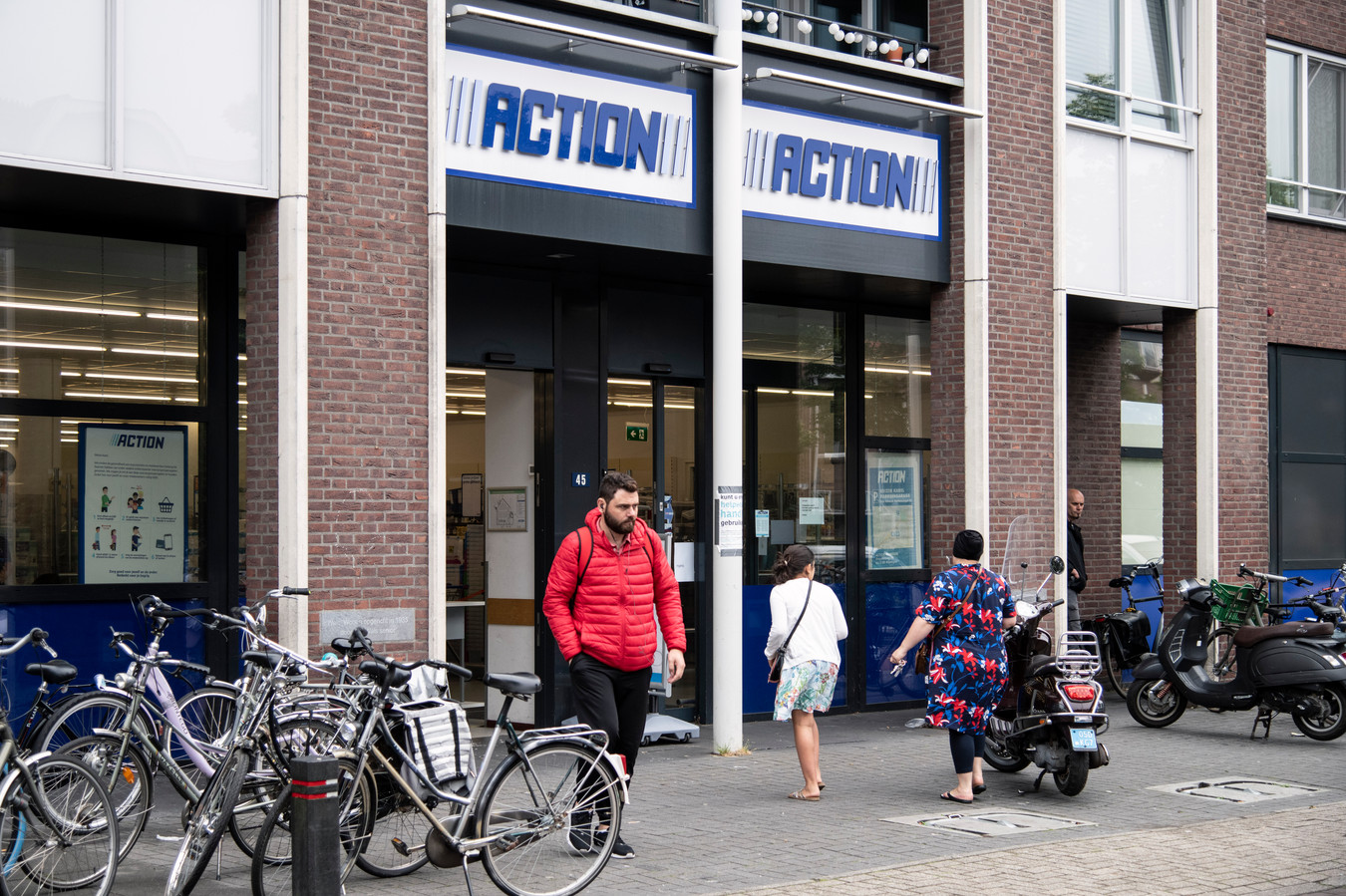 Seriekraker (38) moet cel in voor overlast en bedreiging: ‘Sorry dat ik ...