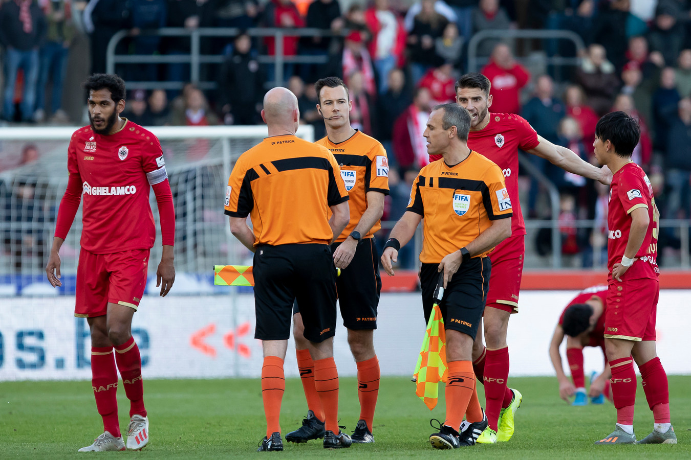 Football Talk. Einde seizoen voor Bruno - Cercle kan in Moeskroen op ...
