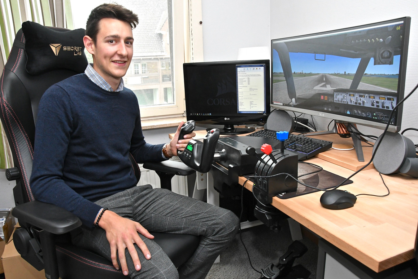 Donkere wolken boven de luchtvaart, maar piloot in opleiding Robbe (21 ...
