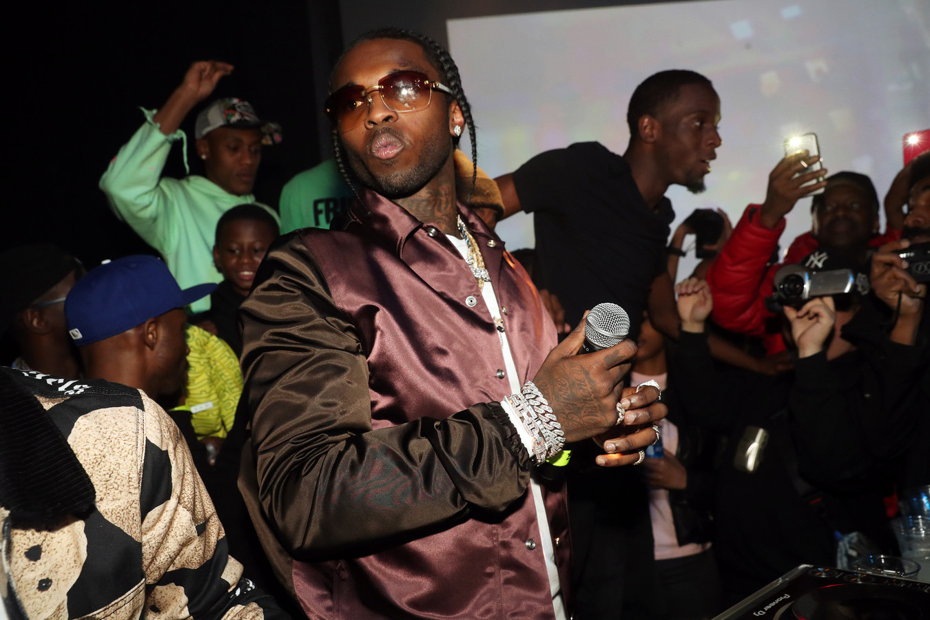 Politie Los Angeles pakt vijf mannen op in zaak vermoorde rapper Pop ...