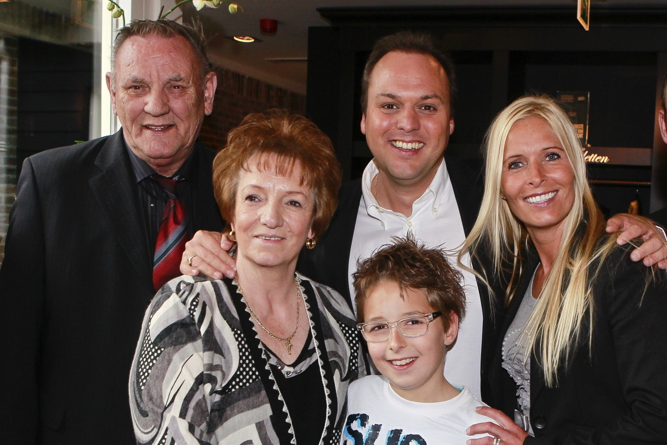 Moeder van Frans Bauer gedotterd na hartproblemen | Foto | AD.nl