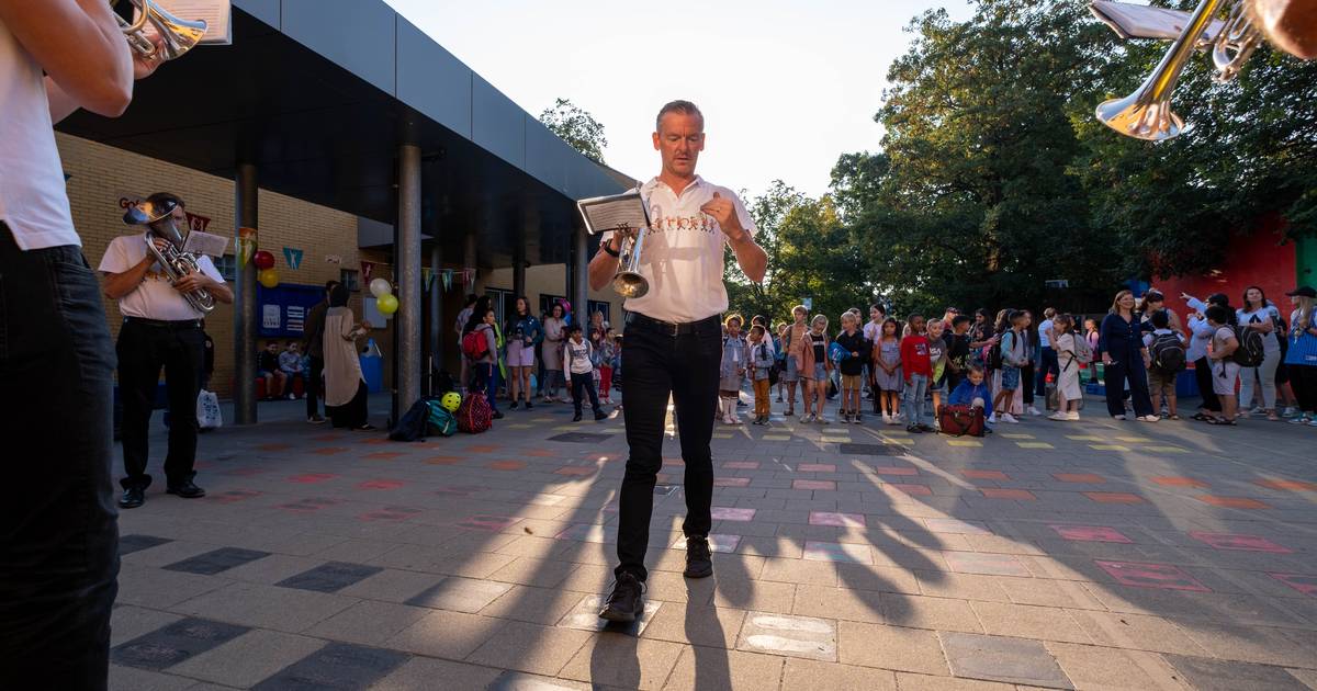 Malinwa Harmonie blaast schooljaar Lyceum op gang | Mechelen | hln.be