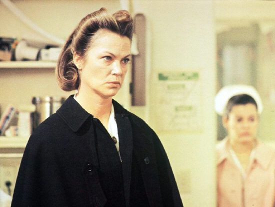 ‘Nurse Ratched’-actrice Louise Fletcher (88) overleden | Foto | AD.nl