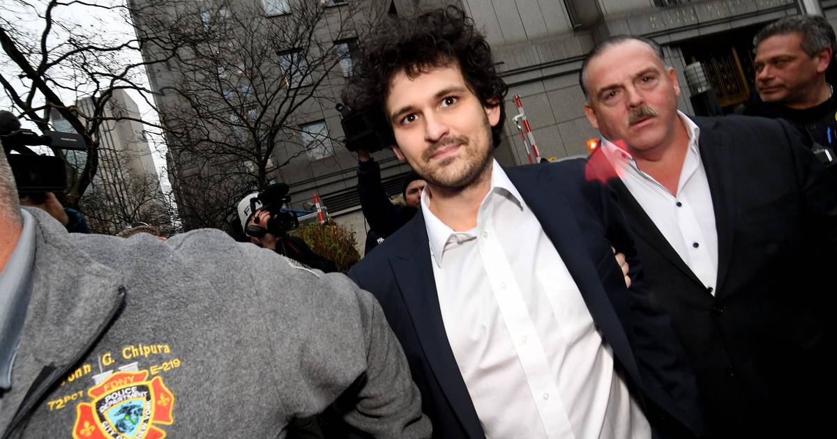 FTX-baas leende half miljard van bedrijf voor deel beleggingsapp ...