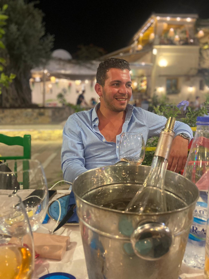 Gefeliciteerd! Bart, Rowena, Claudia en Jordi zijn tegelijk jarig met ...