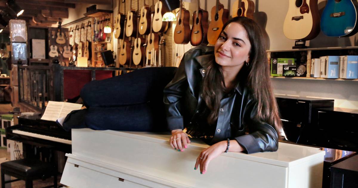 Pianiste Muza die vluchtte uit Oekraïne, bouwt nu hier aan haar leven ...