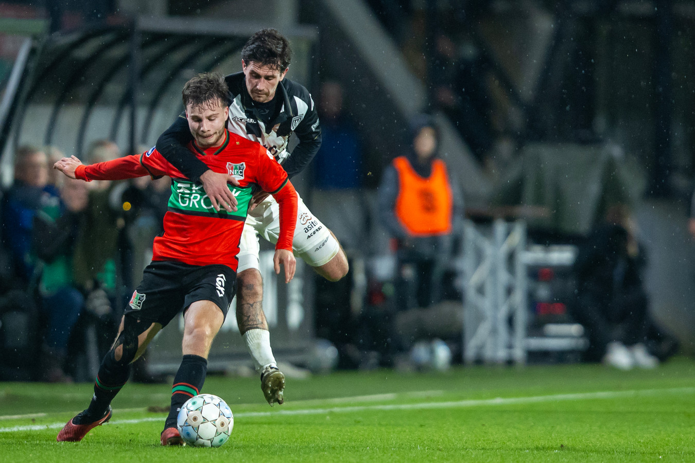 NEC wint door goals van Ogawa en Chery thuis ook overtuigend van ... NEC wint door goals van Ogawa en Chery thuis ook overtuigend van ...