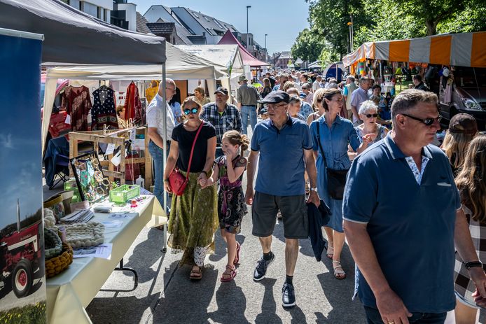 Weer kuieren op Jaarmarkt in Halle-Zoersel | Zoersel | hln.be