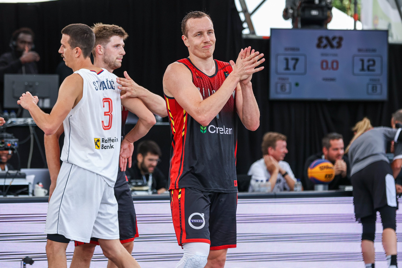3x3-speler Nick Celis nu ook voorlopig internationaal geschorst | Foto ...