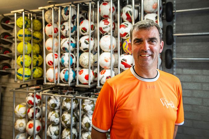 Trainer Arnouts staat voor negende jaar Moerse Boys: ‘Iedereen nog zo ...