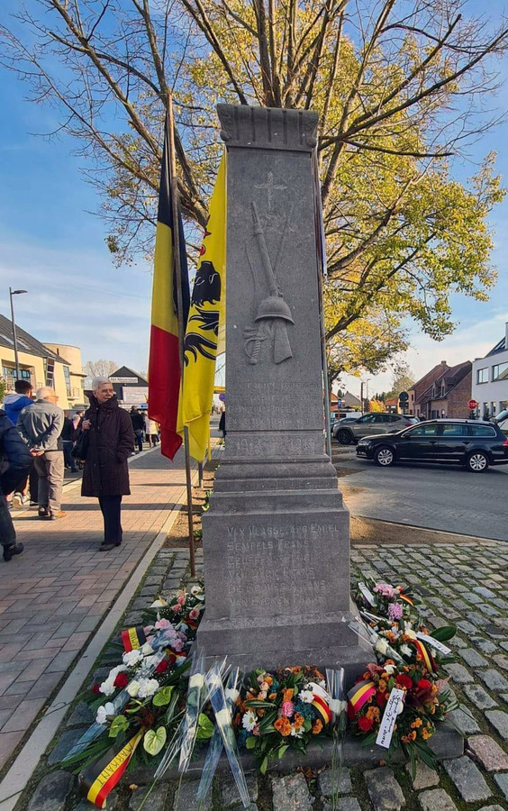IN BEELD. Begijnendijk herdenkt oorlogsslachtoffers op 11 november ...