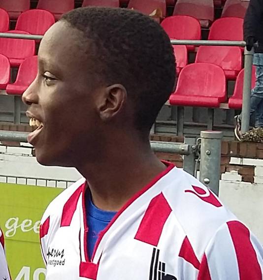 Voetbalteam voert actie tegen uitzetting Antosh (11) | Amersfoort | AD.nl