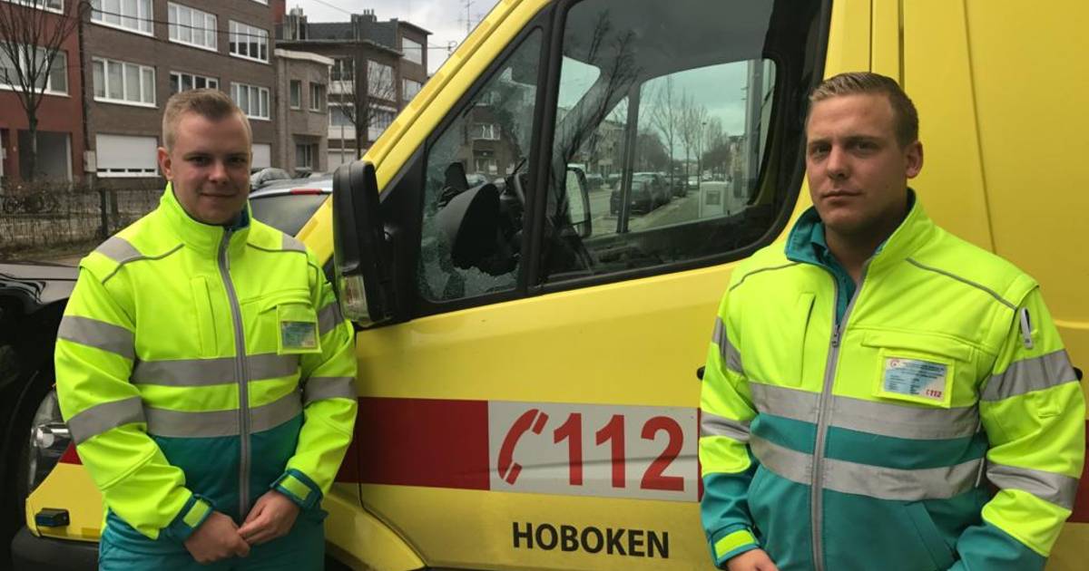 Inbrekers stelen computer van vrijwilliger van Ambulance Rescue Team ...