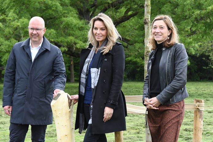 Esther Verhoef-boom is mogelijk inspiratiebron voor toekomstige ...