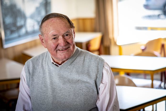 Gerard hielp duizenden leerlingen richting diploma: ‘Bij hem ging het ...